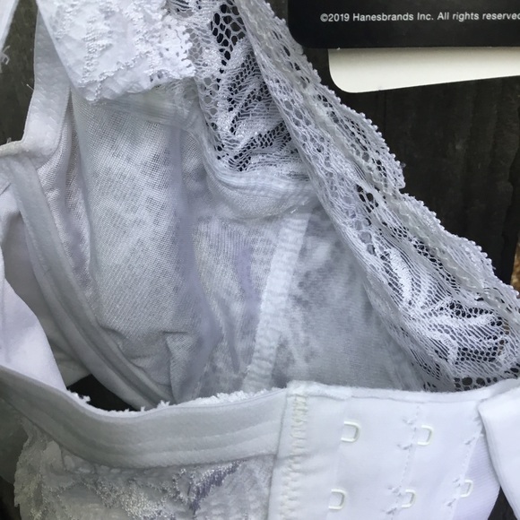 Bali | Intimates & Sleepwear | Bali Bra Stretch Lace Seamed Full ...